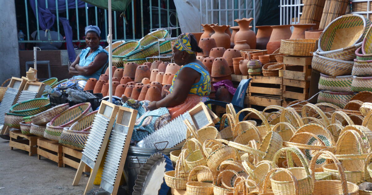 Marché de Sucupira Praia Cap vert , Femmes sur le1 - Geo.fr