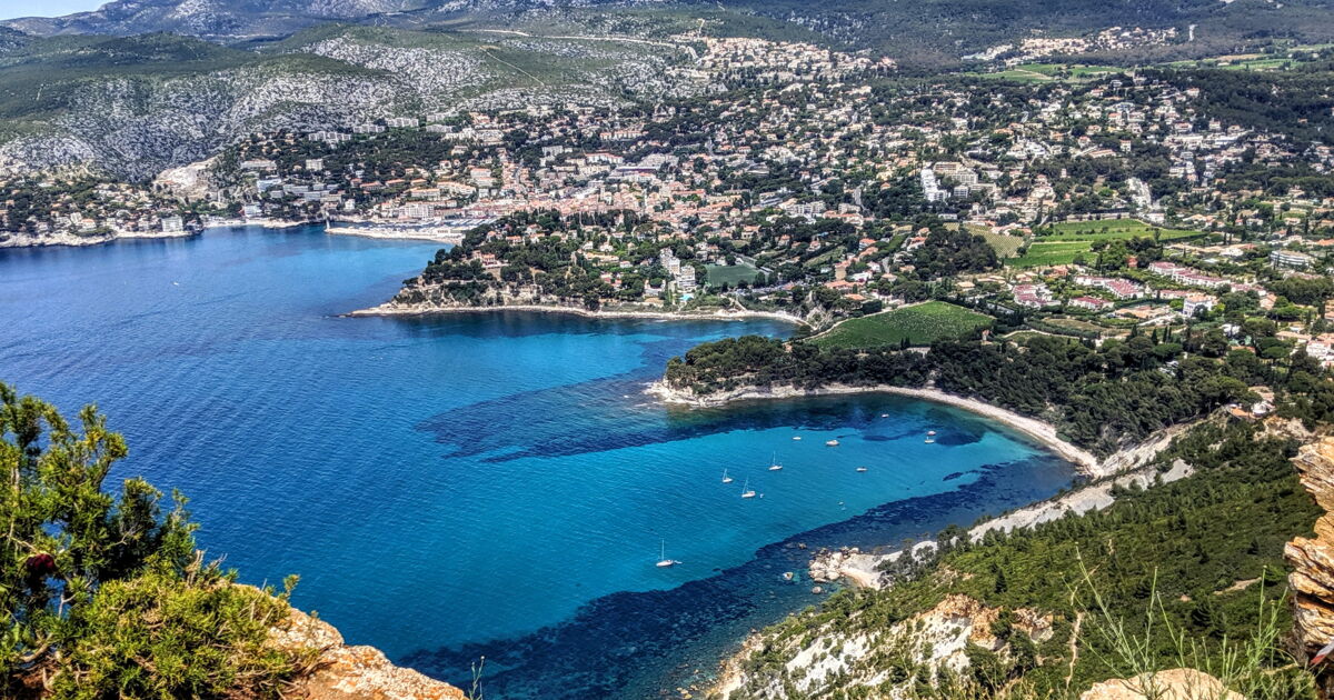 Cassis, village provençal au bord de la Méditerra1 - Geo.fr