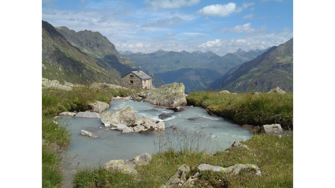 Fonte des neiges, Magnifique couleur de l'eau au moment... - Geo.fr