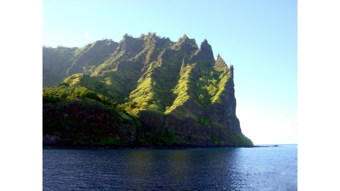Hiva Oa, Hiva-Oa est la plus connue des îles Marquises.... - Geo.fr