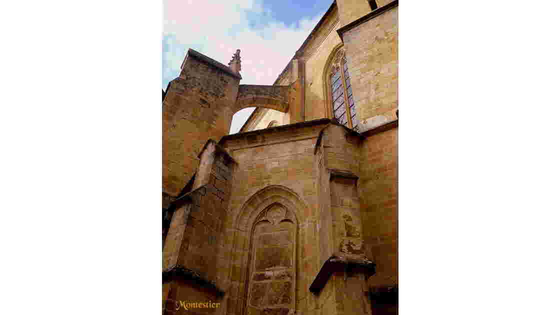 chevet de la cathédrale (détails), - Geo.fr