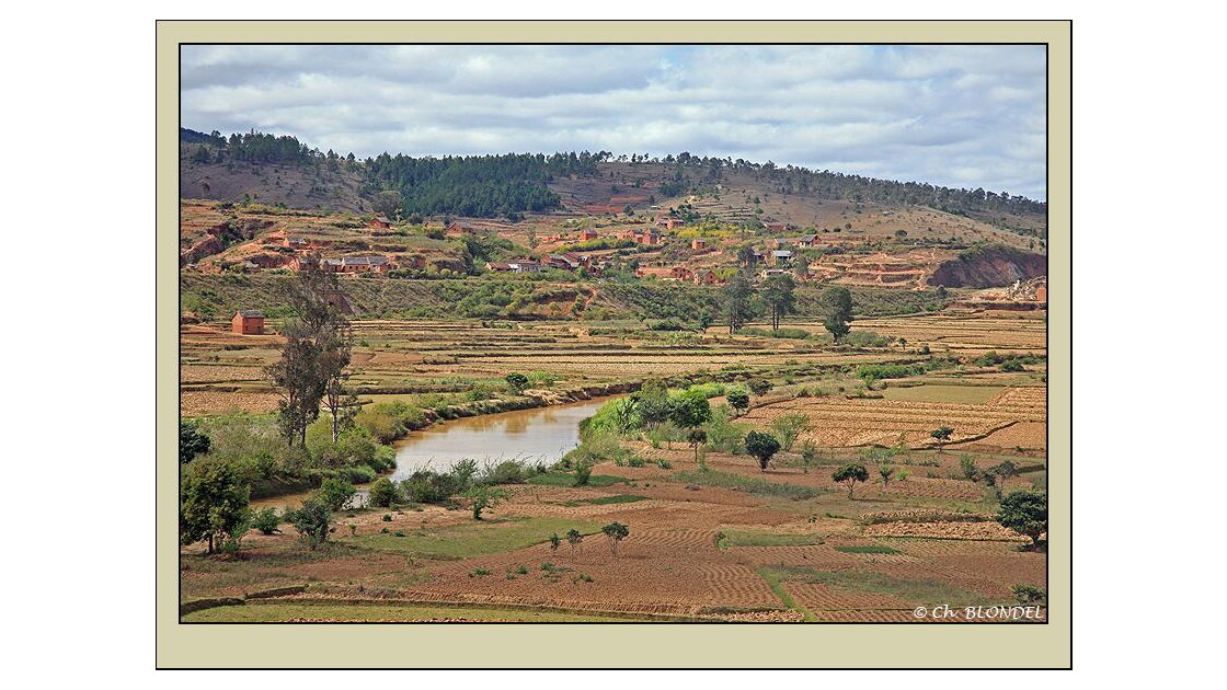 PAYSAGE_MALGACHE.jpg, - Geo.fr
