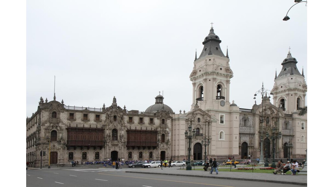 Lima, Place d'armes-Perou__008a., - Geo.fr