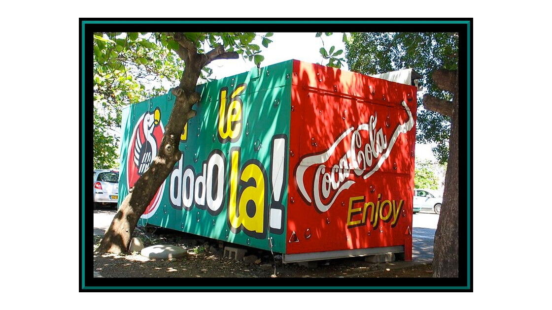 la dodo lélà, un camion bar devant le ciné, près de... - Geo.fr