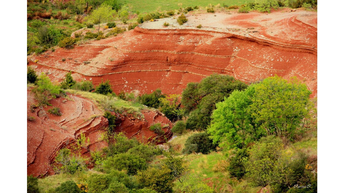 Vallée du Salagou et ses terres rouges, Pourquoi la... - Geo.fr
