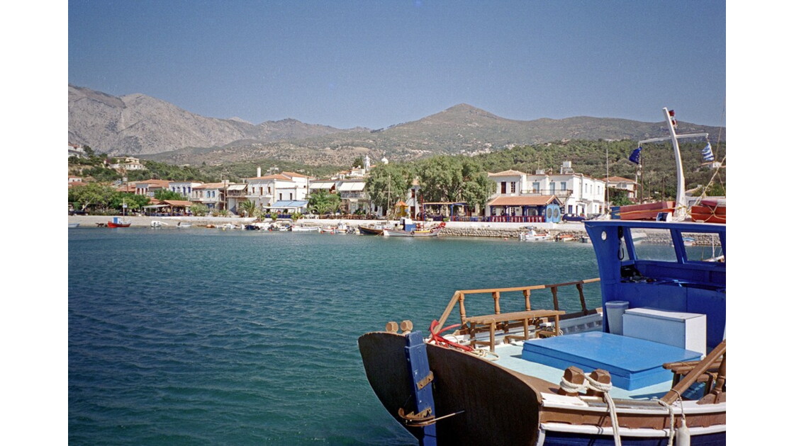 Samos Kampos le port 2, Marathokambos ou Kambos est... - Geo.fr