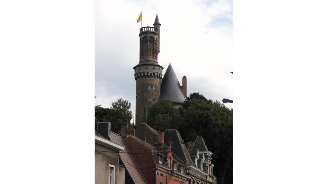 Château Antoing, Antoing est une ville francophone... - Geo.fr