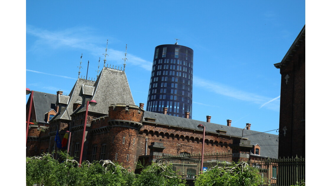Charleroi: la tour de police (Jean Nouvel), La tour... - Geo.fr
