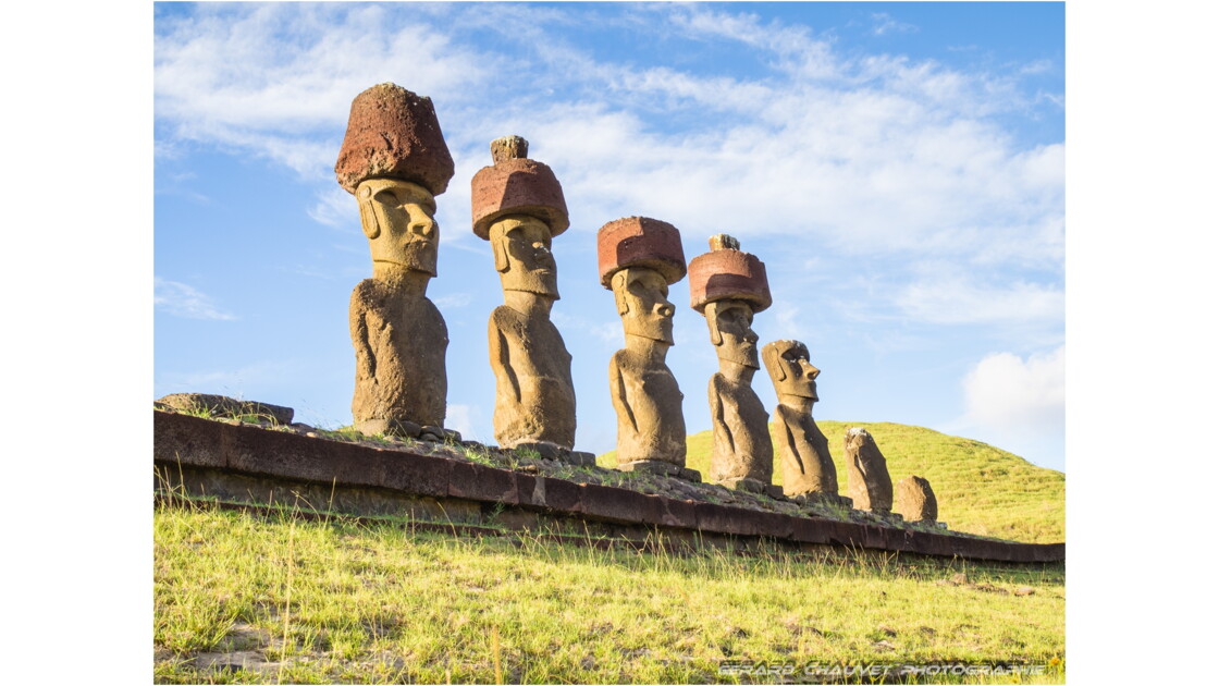 Moai, Moai au pays Rapa Nui (Isla de Pascua). - Geo.fr