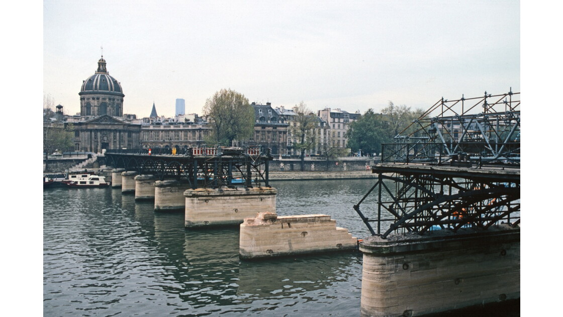 Paris 1979 Pont des Arts 3, Prises en 1979, les photos... - Geo.fr
