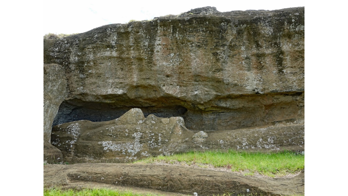 Ile de Pâques Rano Raraku Moai Te Tokanga 2, Situé... - Geo.fr